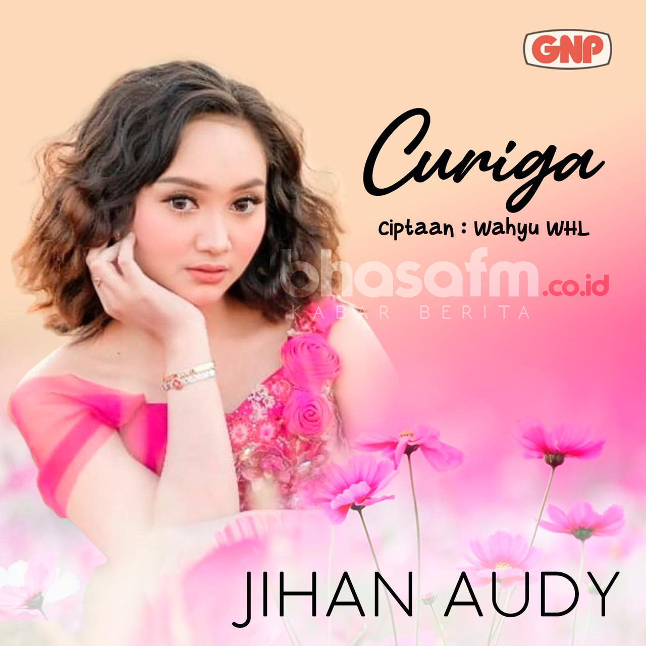 Jihan Audy membawakan ulang lagu Curiga